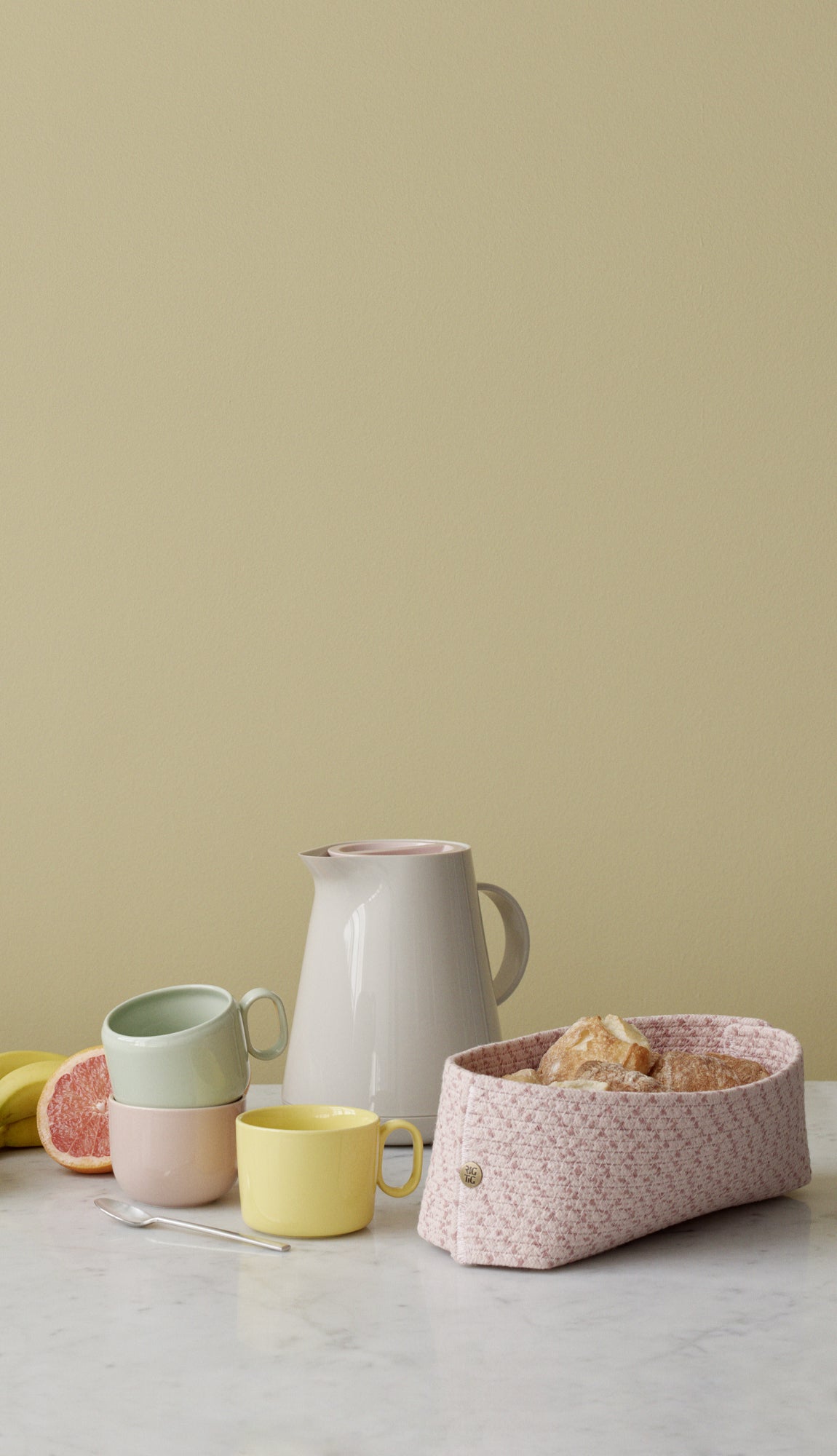 SERVING & LIVING - RIG-TIG